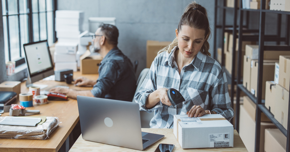 Fler jobbar mer i Sverige